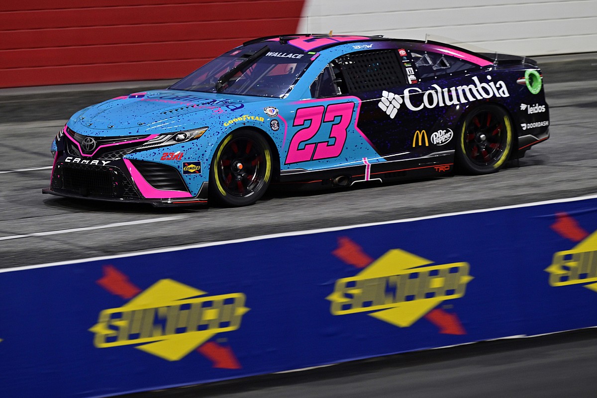 Wallace's runner-up finish overshadowed by radio incident