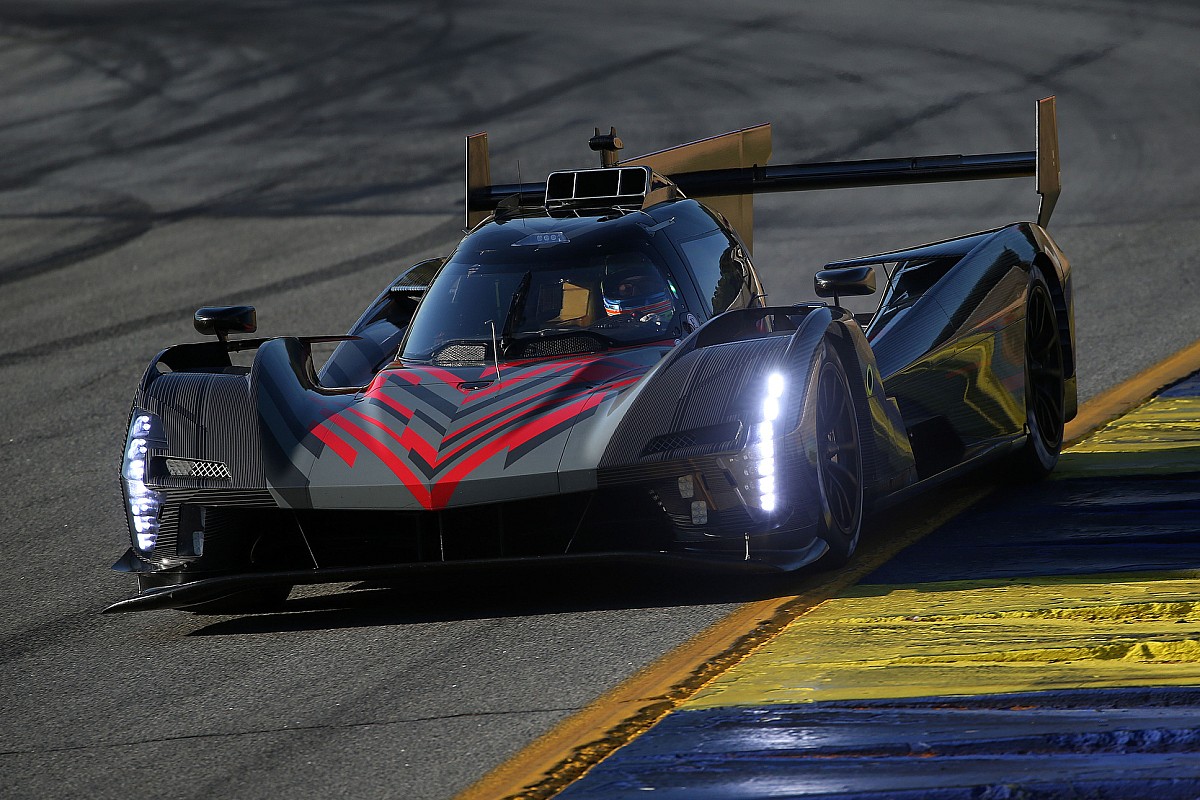 IMSA teams playing "cat and mouse game" in combined LMDh tests