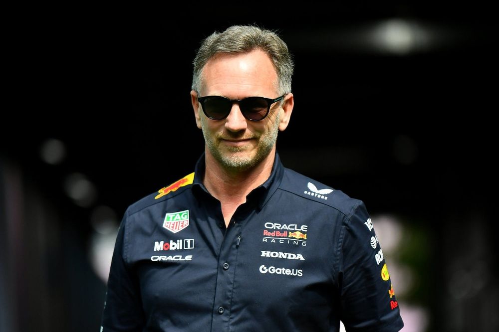 Horner grapt over Ferrari-geruchten: "Mijn Italiaans nog slechter dan ...