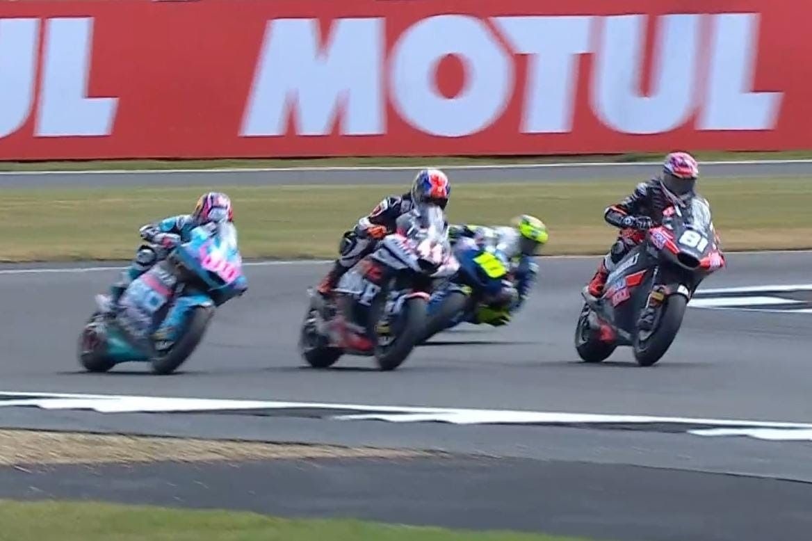 Moto2 Silverstone: Agius gana un duelo agónico; Canet pierde la ...