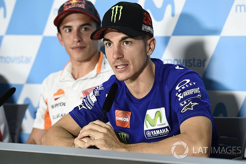 Viñales: “Tener a Rossi de vuelta en el box es bueno, es una referencia”