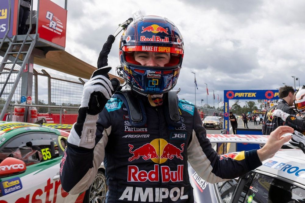 Supercars Queensland: Broc Feeney extends lead despite losing second ...