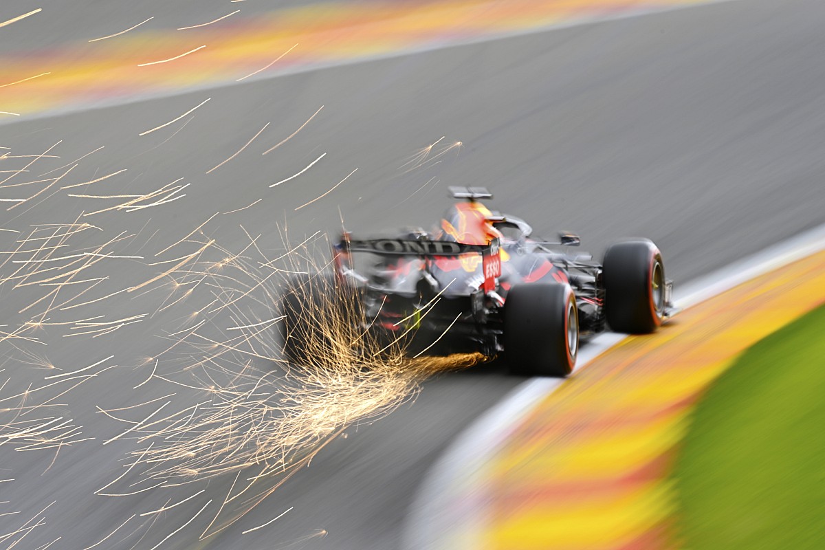 Spa F1 Grand Prix practice results: Max Verstappen crashes