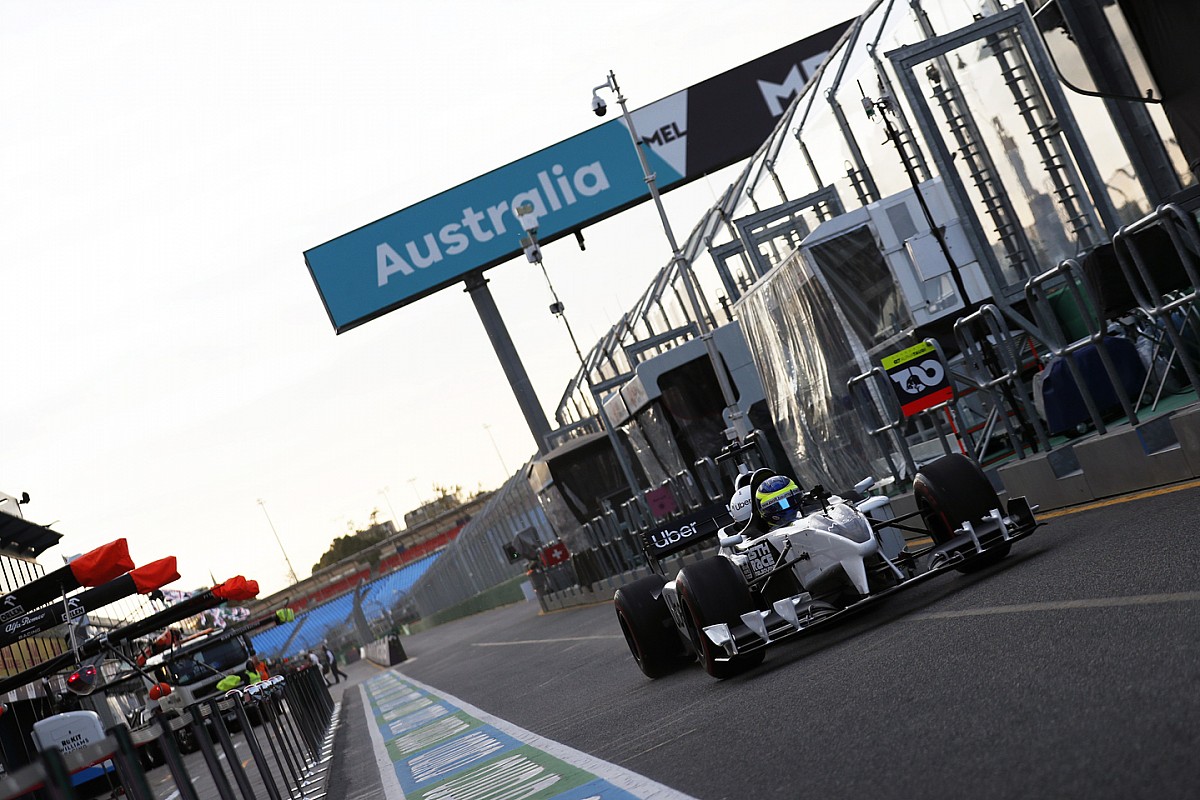 How many races does F1 need to declare a season?