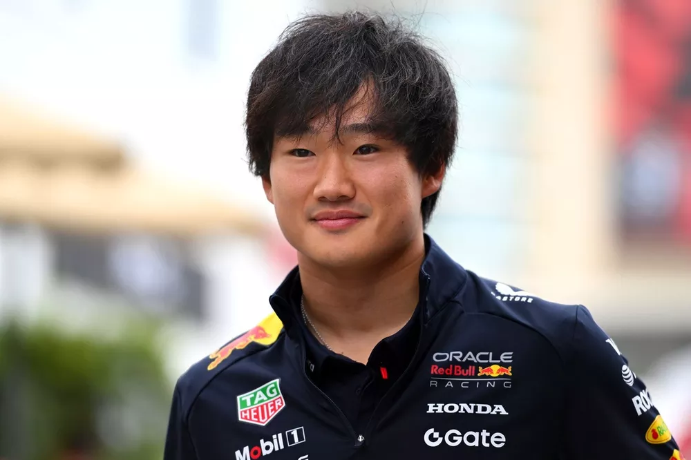 Yuki Tsunoda escapes as Red Bull F1 car bursts into flames during San ...
