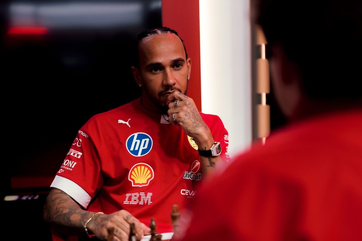Lewis Hamilton leaves heartfelt note at legendary Ferrari restaurant ...