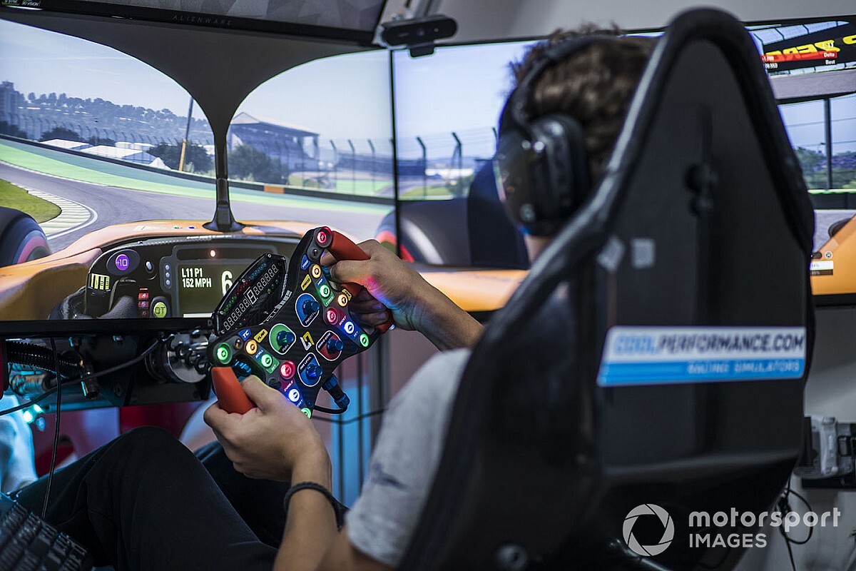 La F1 reconoce que puede aprender del simracing