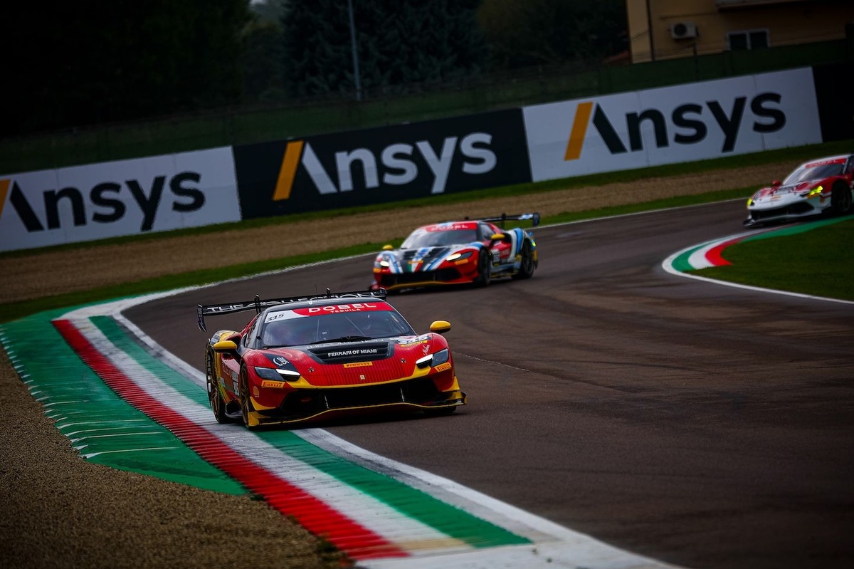 Ferrari Challenge North America | Imola, Gara 2: Medler, Cook, Marsten ...