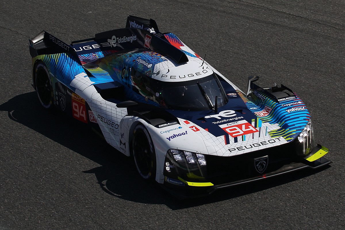 La Peugeot 9X8 aperçue avec un aileron arrière en essais