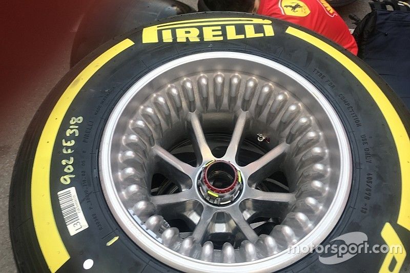 Técnica: las llantas con orificios empiezan a funcionar en Ferrari