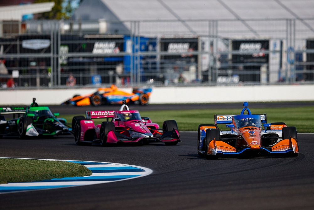 IndyCar Indy RC: Dixon spins and wins by 0.4s over Rahal