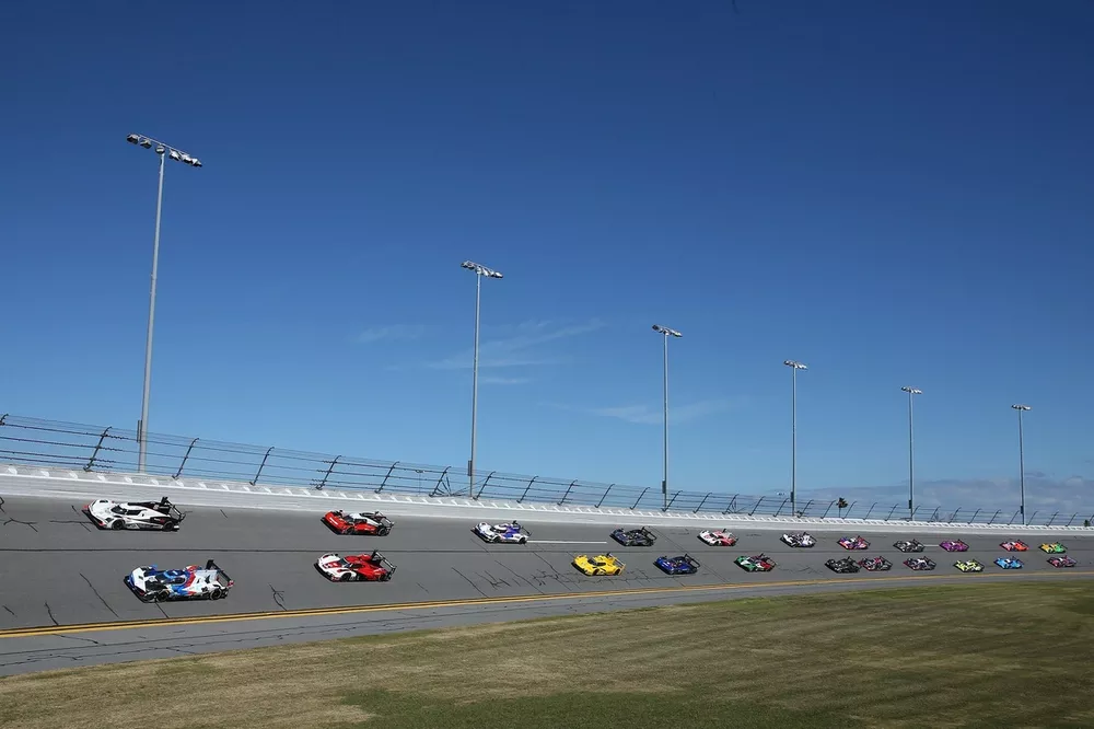 24 Horas de Daytona 2026: horarios, coches, pilotos y cómo ver gratis