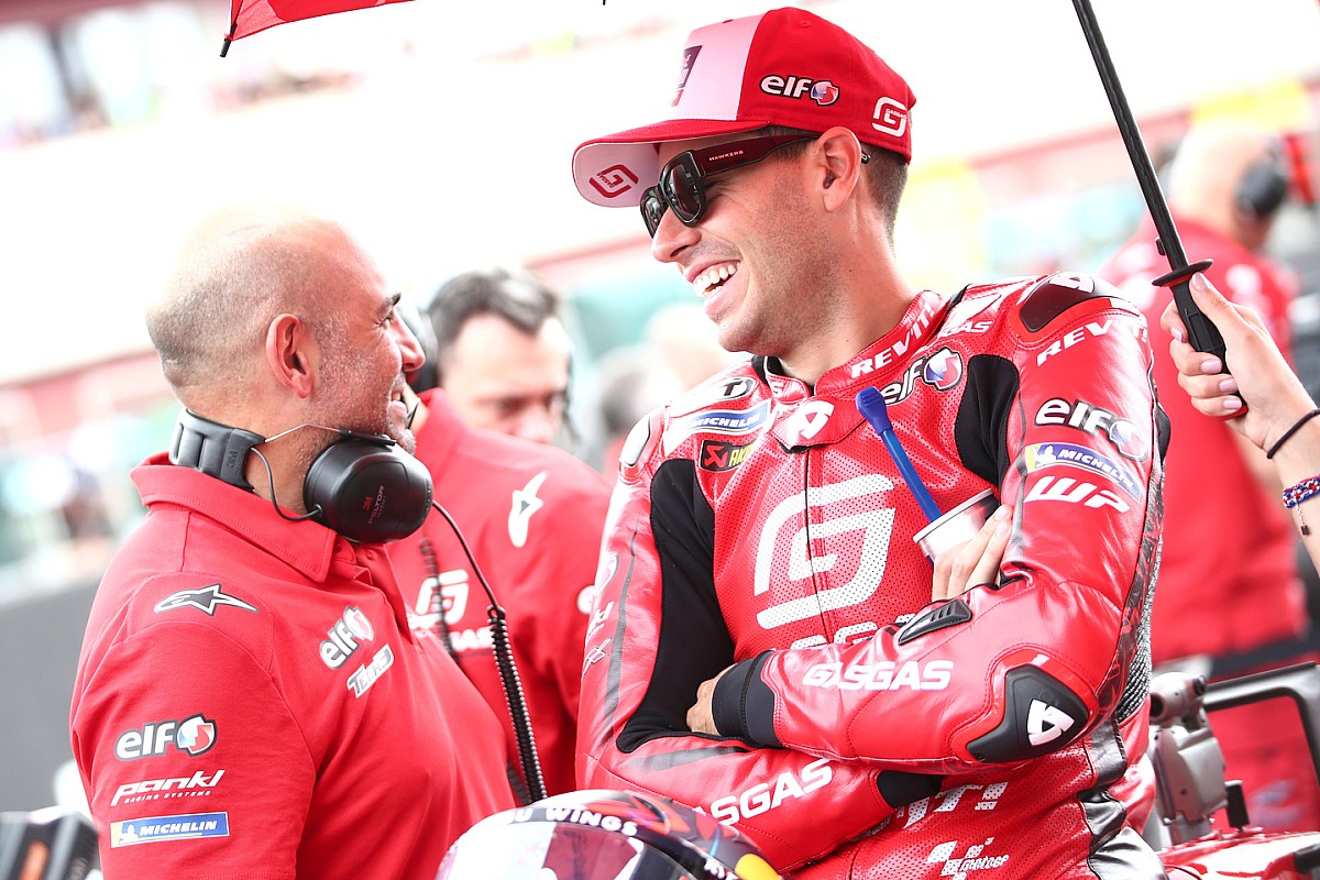 Augusto Fernandez Bersinar dalam Debutnya di MotoGP