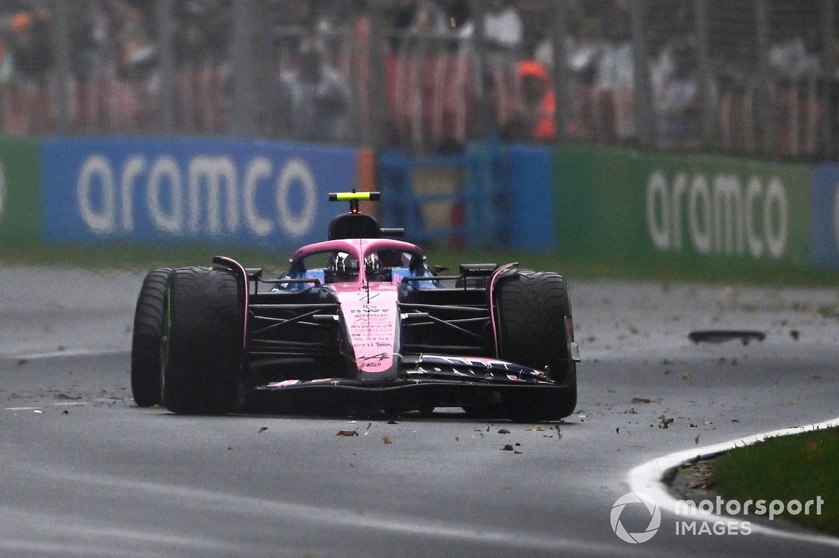 Jack Doohan crashes out of Australian Grand Prix in chaotic first lap