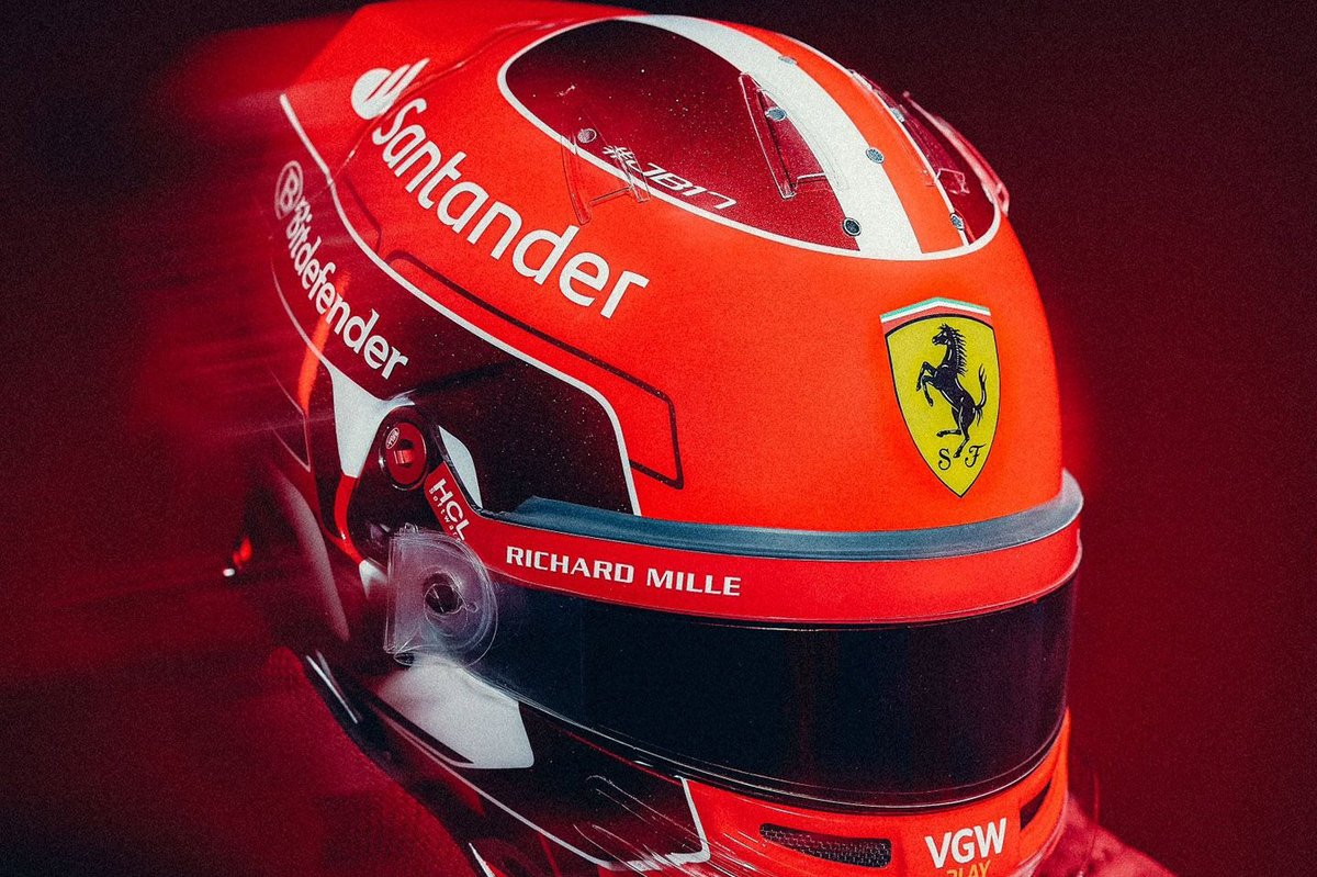 Sainz ve Leclerc'in yeni sezonda kullanacağı kask tasarımları tanıtıldı