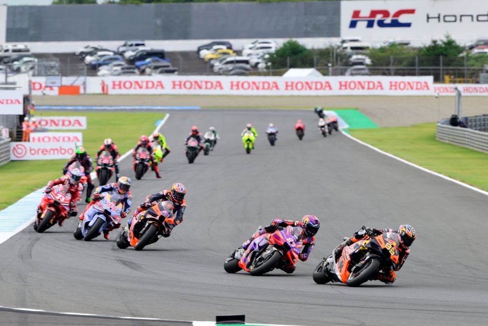 Erome ana julia star looks incredible in the buff, merely