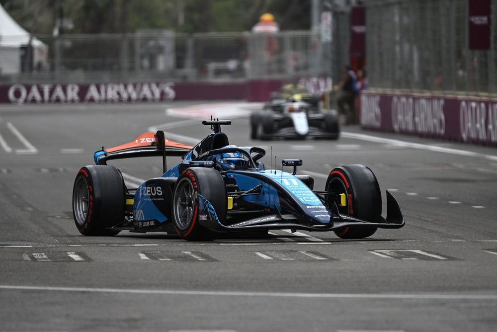 F2 Azerbaycan Sıralama: Kırmızı bayrakların sıkça çıktığı seansta lider ...