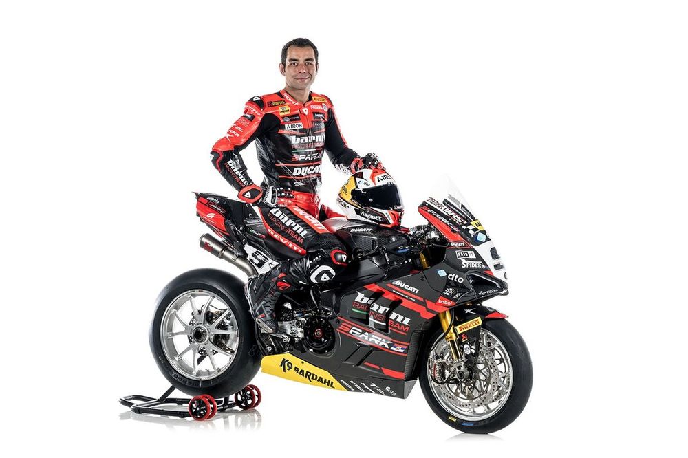 SBK | Barni presenta la Ducati Panigale V4R di Petrucci