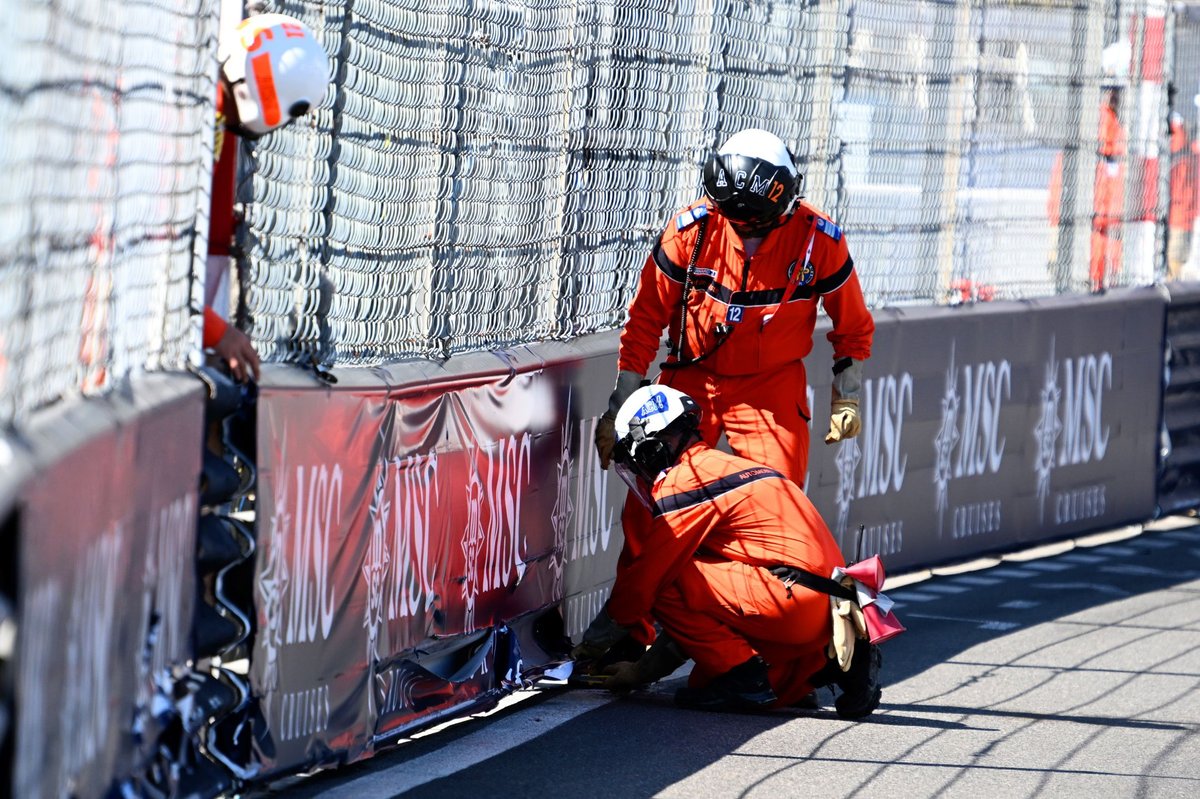 McLaren: F1 Monaco GP banner issues 'unacceptable'