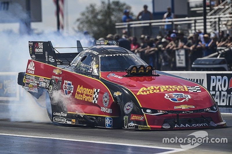 Courtney Force wins in Arizona as father John escapes explosion