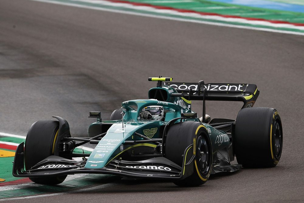 Vettel: "Miami'de bazı zorlu virajlar var"