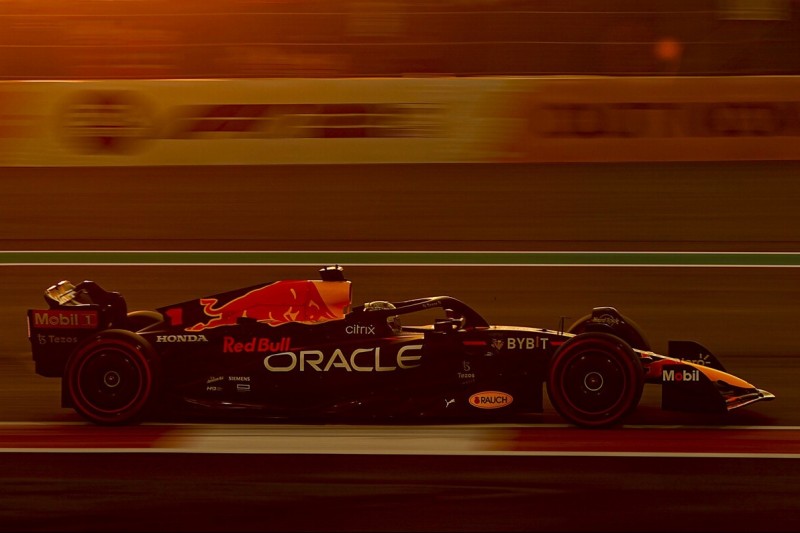 F1-Training Abu Dhabi: Max Verstappen klar schneller als Russell