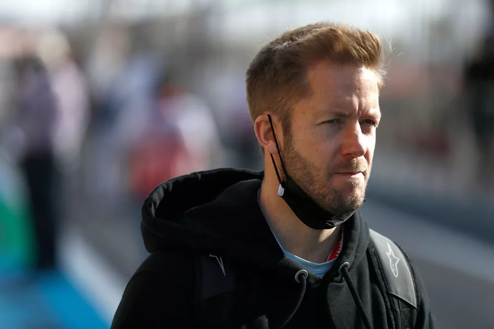 Sam Bird reveals what Formula 1 reserve drivers actually do behind the ...