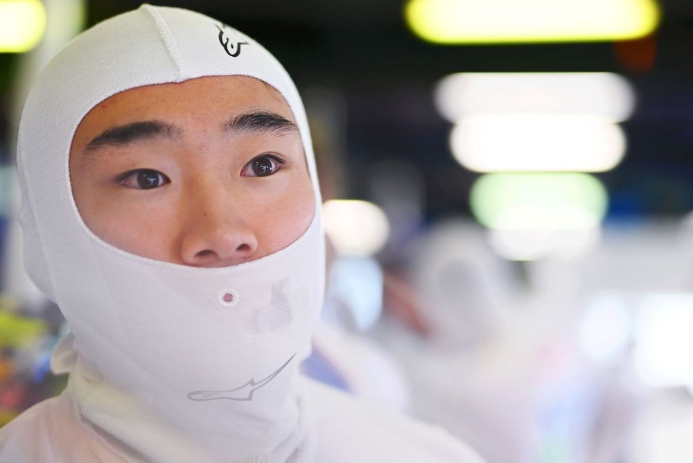 Tsunoda se pone como objetivo el podio en un "irreal" debut con Red Bull