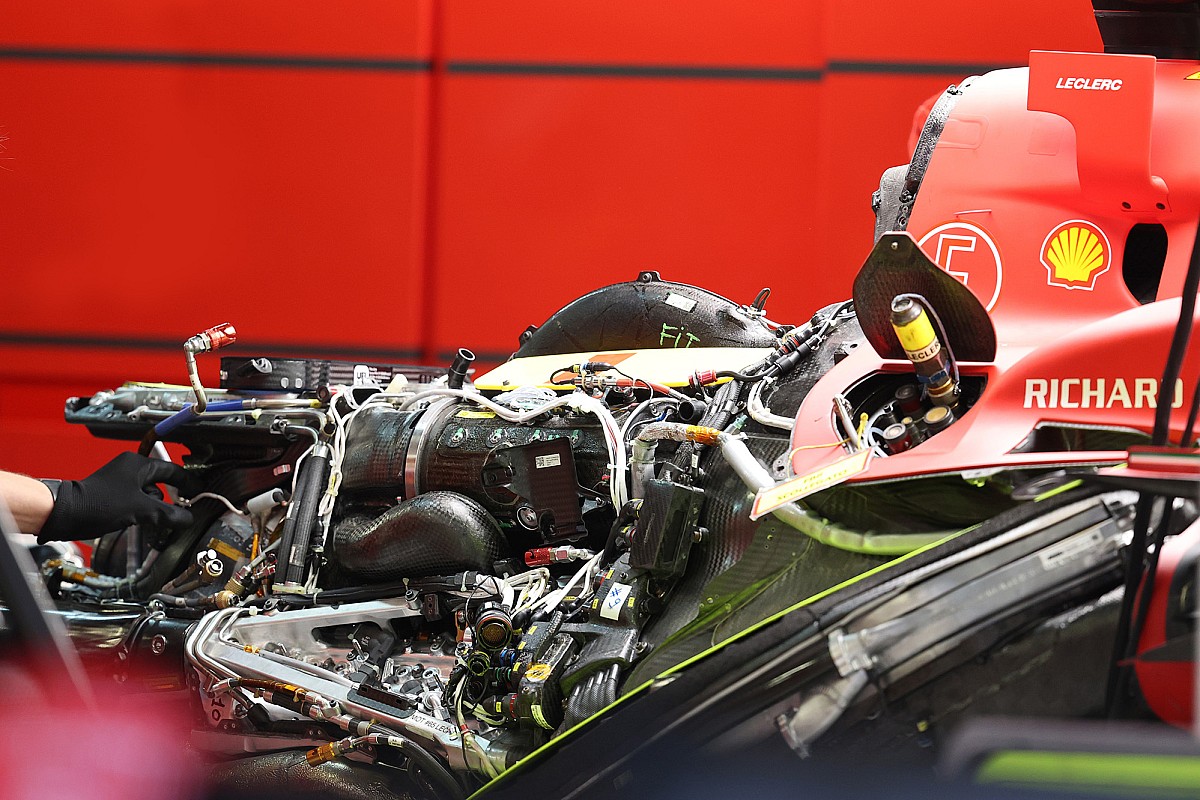 F1 | Ferrari F1-75 fire-up: ecco il suono del motore "Superfast"!