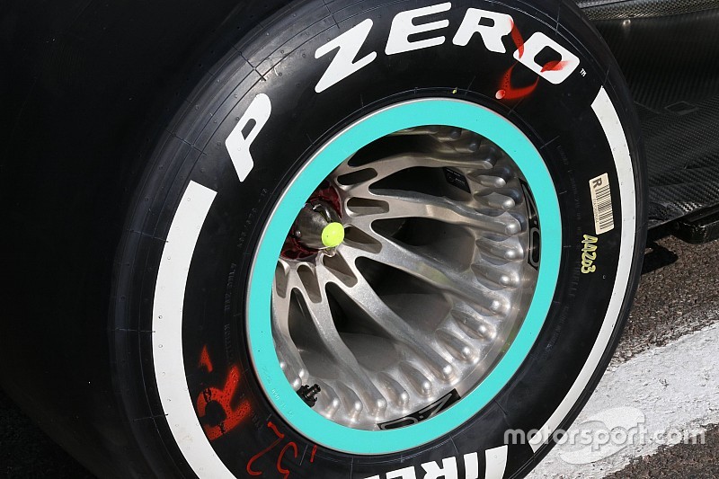 Mercedes goes aggressive with new wheel design