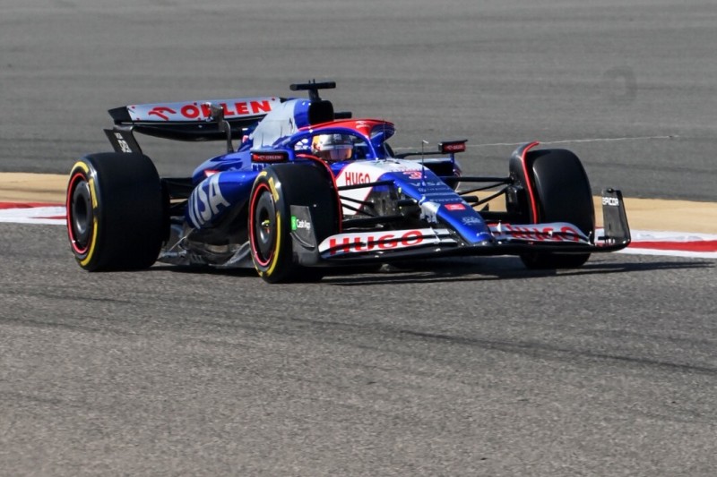 Erstes F1-Training in Bahrain: Verstappen nur auf P6, Bestzeit für ...