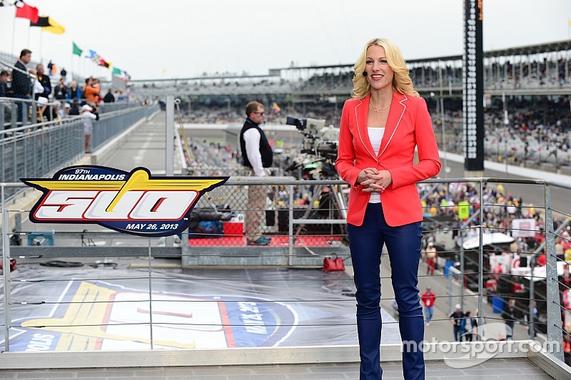 Fox adds two new hosts for its 'NASCAR Race Hub' show