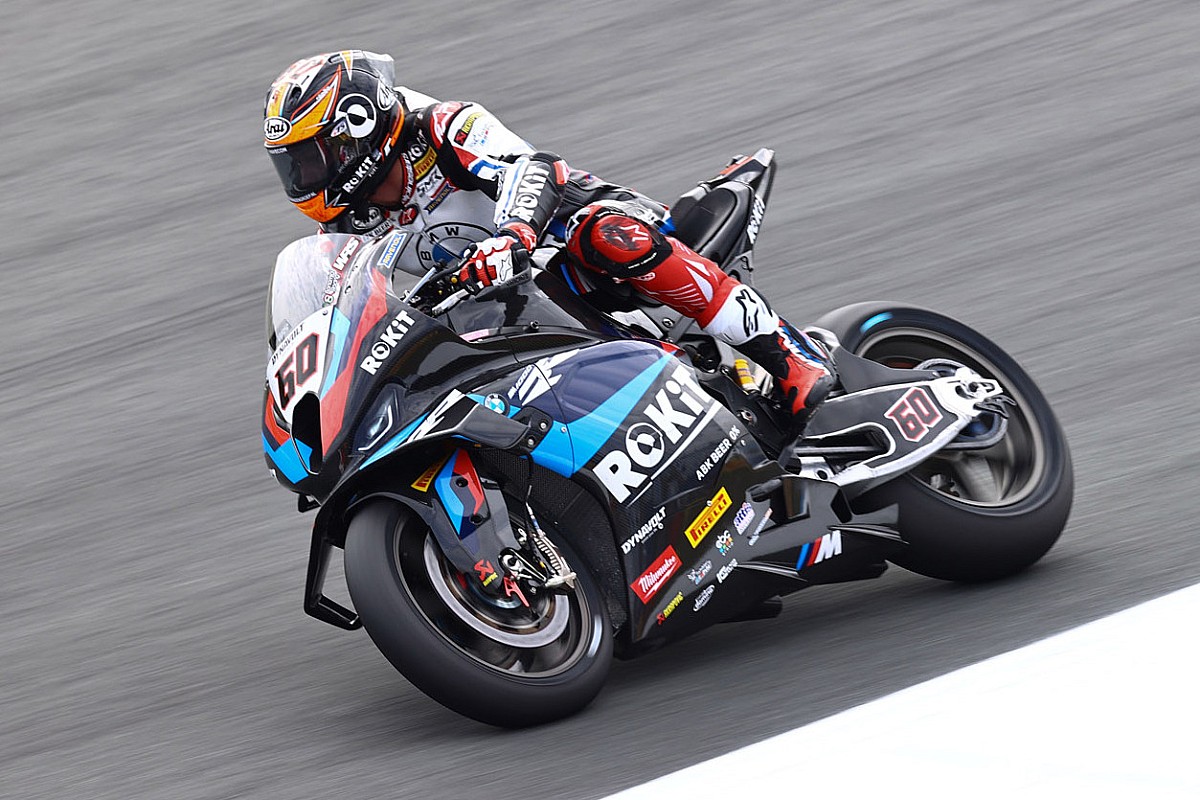 Van der Mark crasht hard in laatste race Assen, winst Bautista