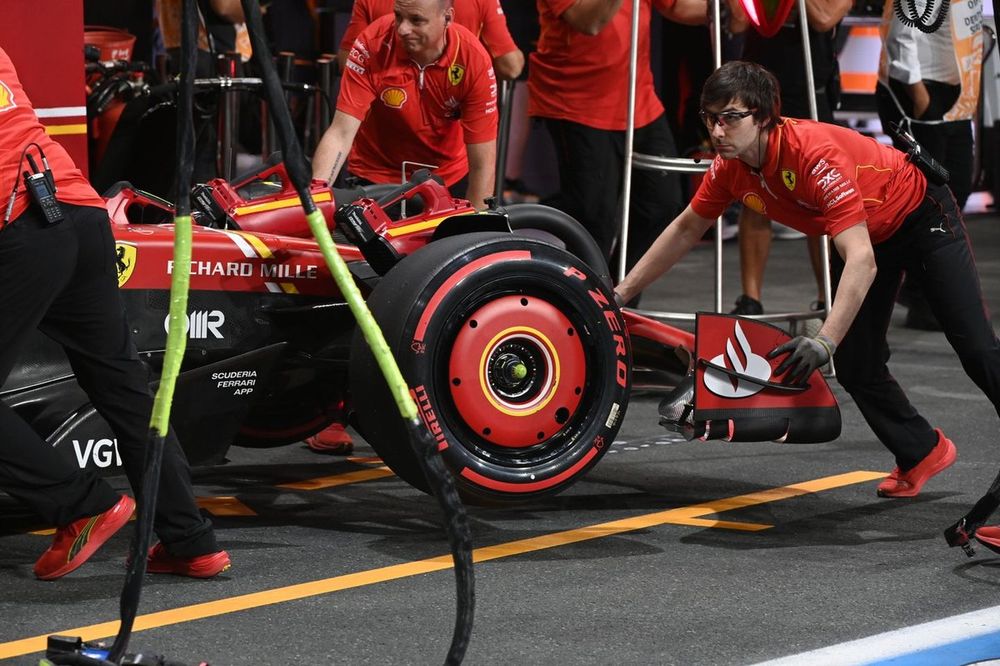 F1 | Ferrari: c'è un programma real time per la gestione gomme