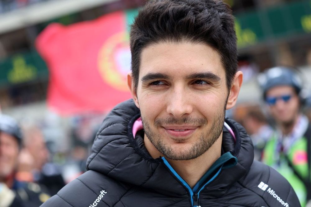 Esteban Ocon Pembalap Haas di F1 2025