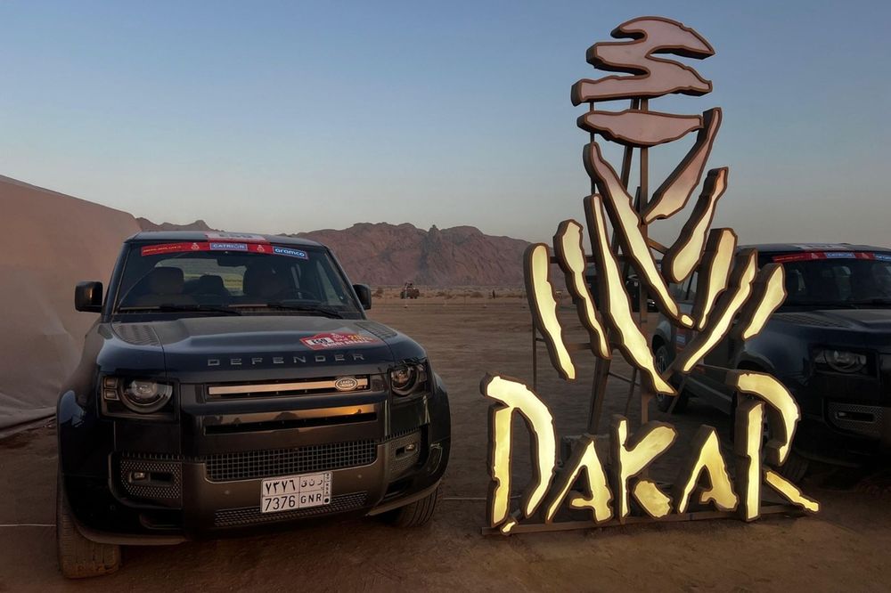 Land Rover neemt met Defender vanaf 2026 deel aan Dakar