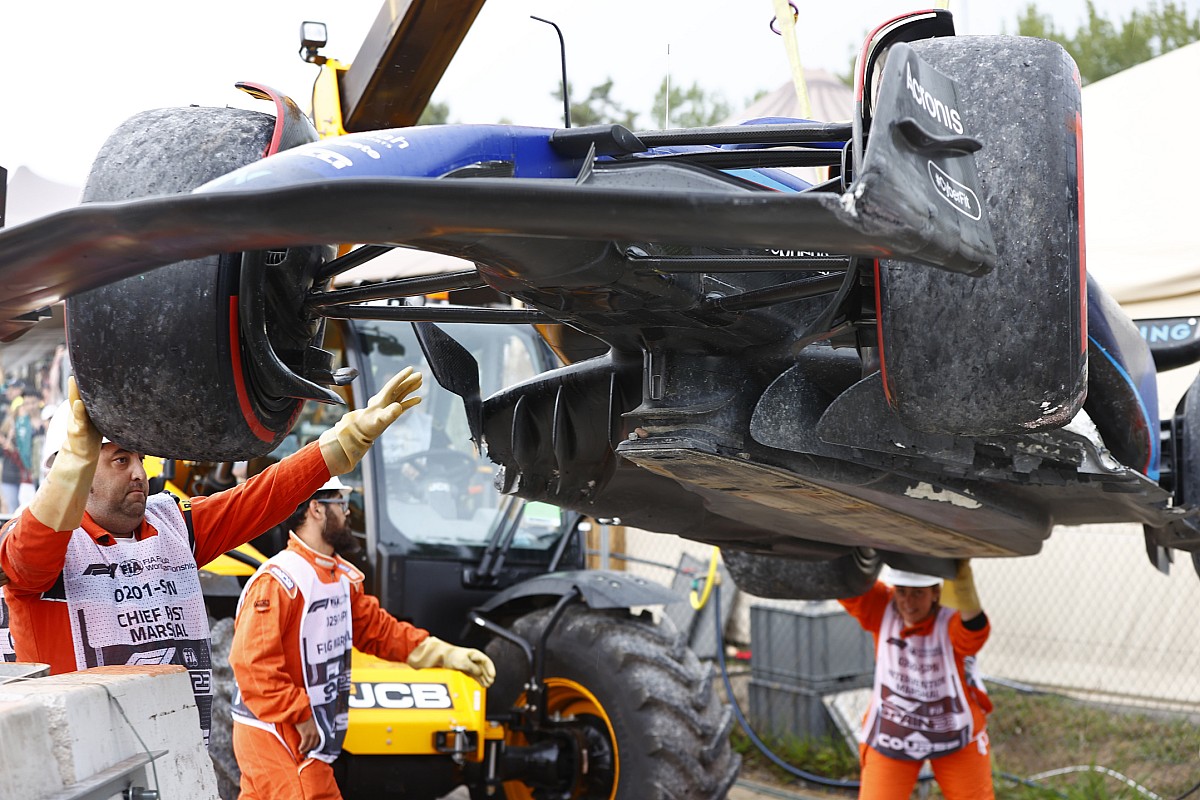 A Williams csapatfőnöke a károgókról: elég lett volna csak a köridőket ...