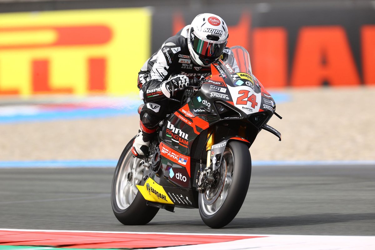 SBK | Assen: Spinelli nella storia! Vince una folle Gara 1 al debutto