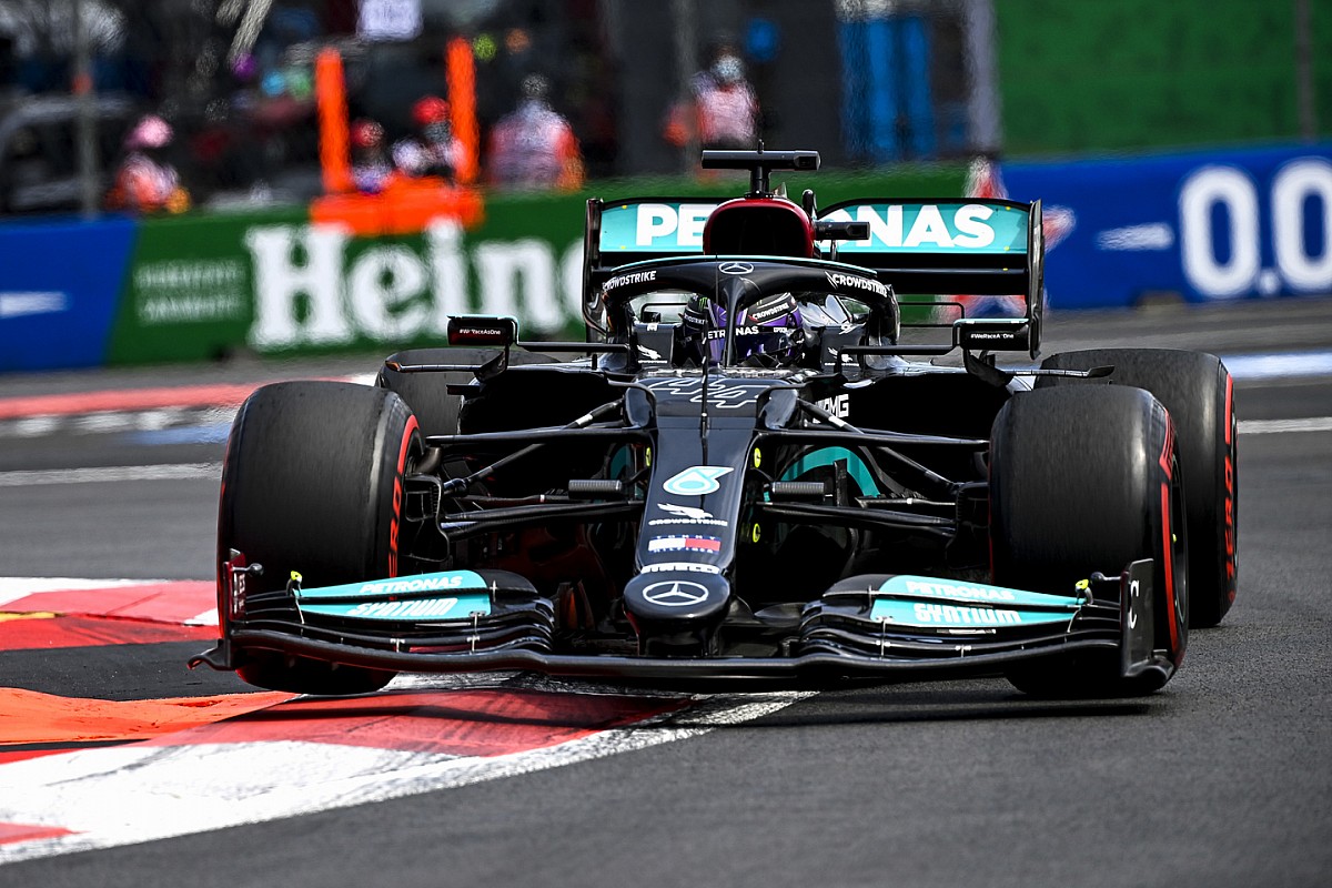 F1: Hamilton diz que força aerodinâmica atrapalhou Mercedes