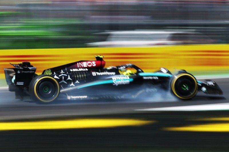 Lewis Hamilton "stinksauer", denn: "Müsste auf Pole stehen!"