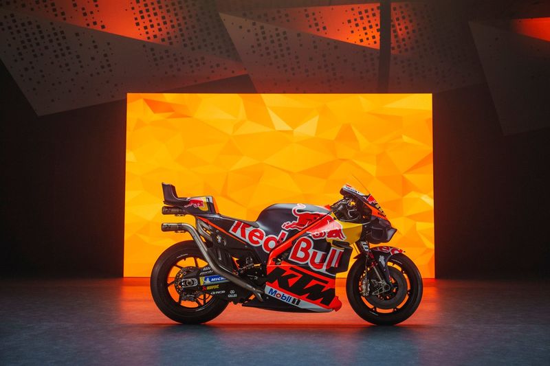 KTM, 2024 için RC16 MotoGP motosikletlerini tanıttı