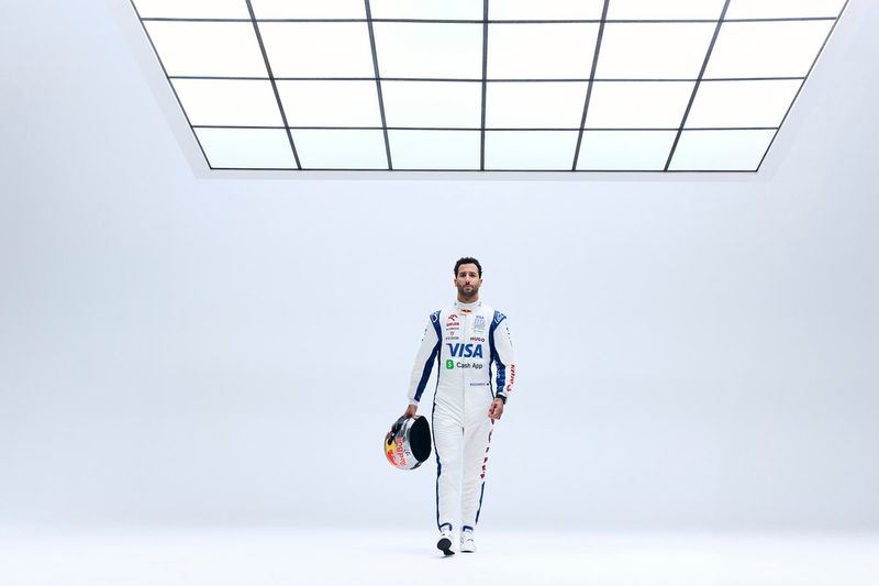 De nieuwe RB F1-auto uit alle hoeken