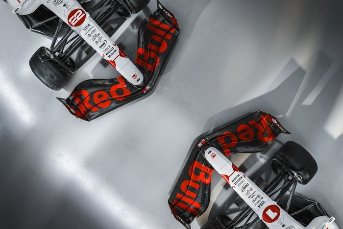 Red Bull pays tribute to Honda with special Japanese GP livery