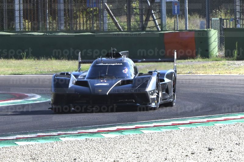 Lamborghini LMDh hits the track for the first time ahead of 2024 WEC ...