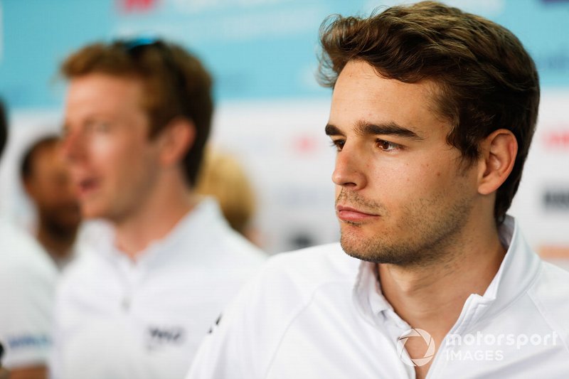 Tom Dillmann Profile - Bio, News, High-Res Photos & High Quality Videos