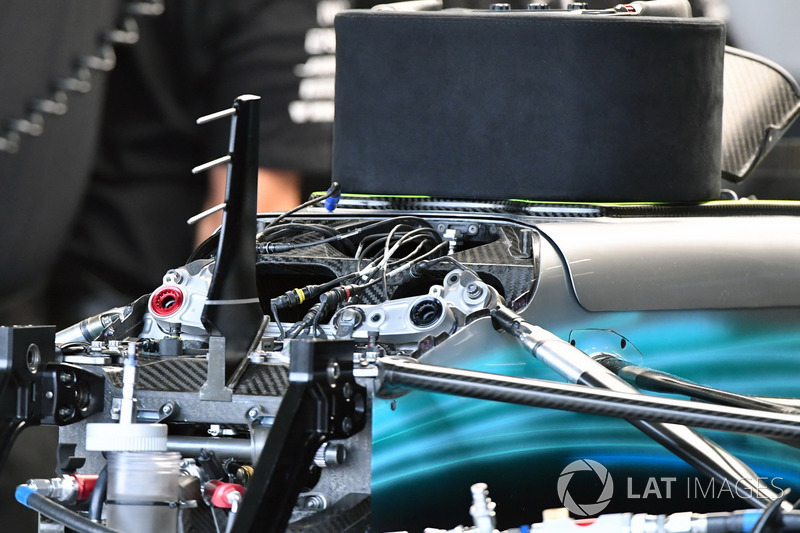 Suspension avant et châssis de la Mercedes-Benz F1 W08 - GP de Grande ...