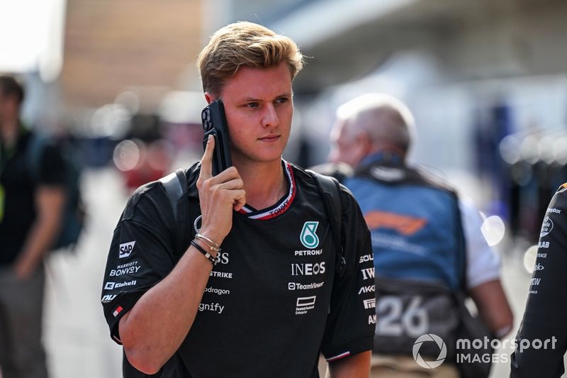 Red Bull admits front bib device exists, but plan agreed with FIA