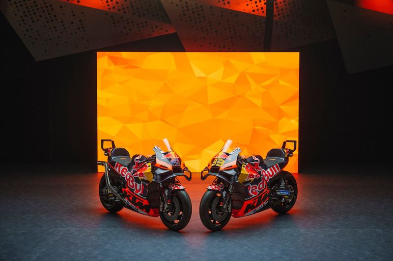 KTM, 2024 için RC16 MotoGP motosikletlerini tanıttı