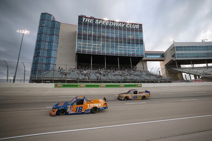 Corey Heim wins chaotic Texas NASCAR Truck race in double overtime