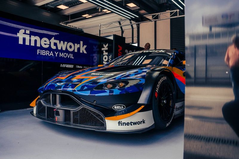 Pourquoi Alonso a acheté et testé une Aston Martin DTM